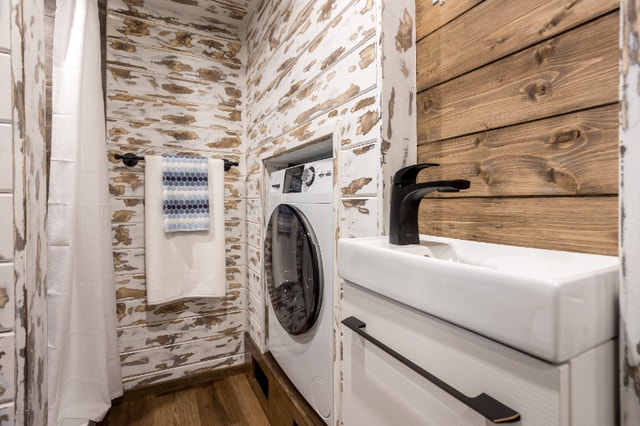 Rustic Tiny Home | RVs & Motorhomes | Red Deer | Kijiji