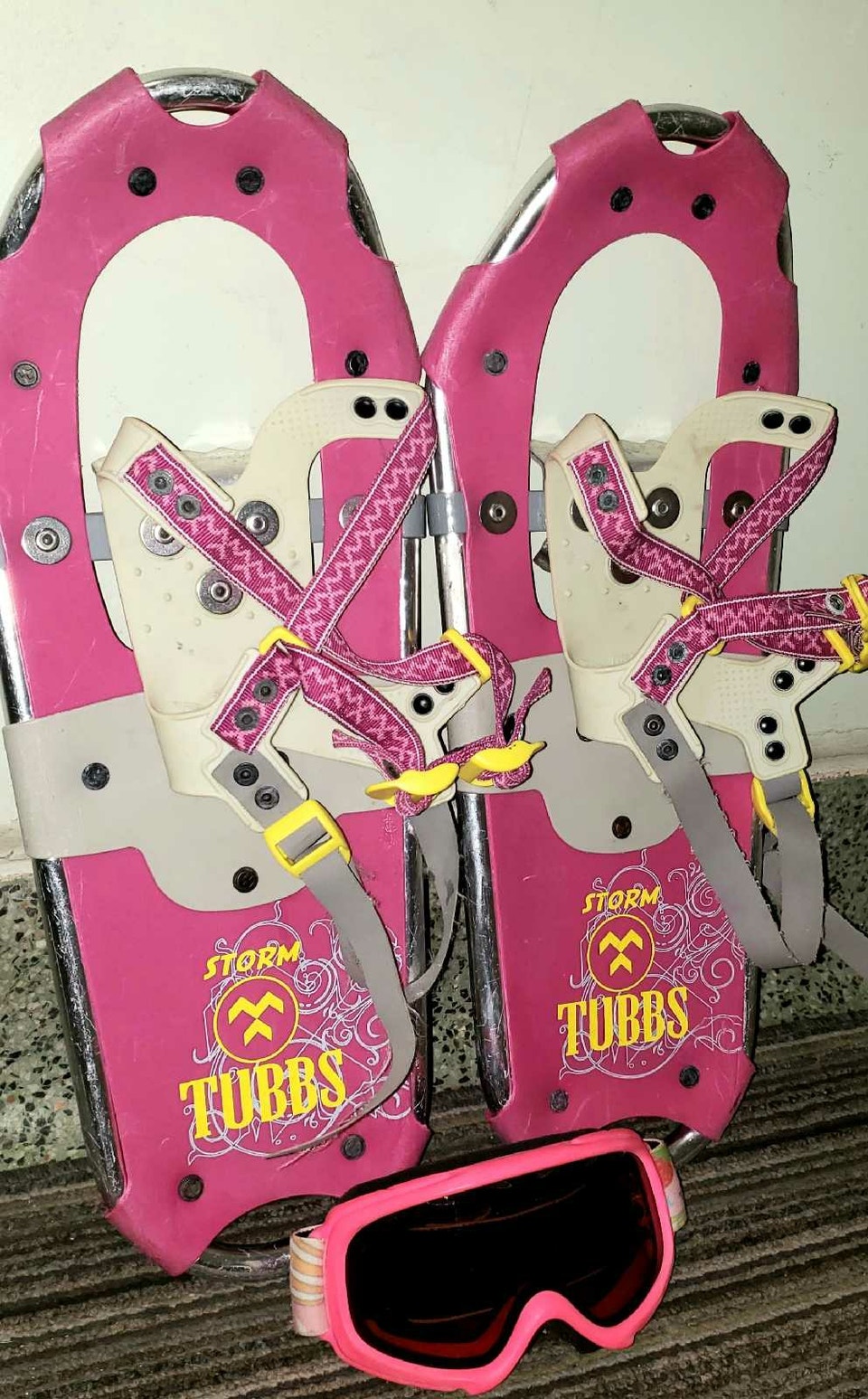 Raquettes à neige pour enfant Tubs Storm 20"+ lunettes Smith | Fishing ...