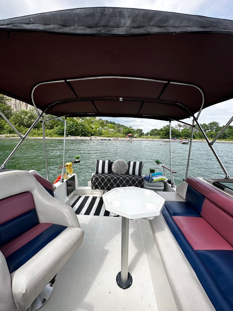 ** Turn Key** working. Cottage on the water. Doral | Powerboats ...
