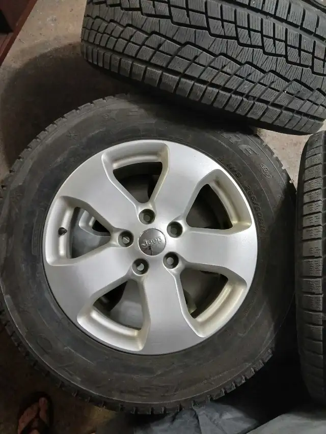 JEEP Grand Cherokee Rims & Starfire Winter Tires | Tires & Rims | City ...