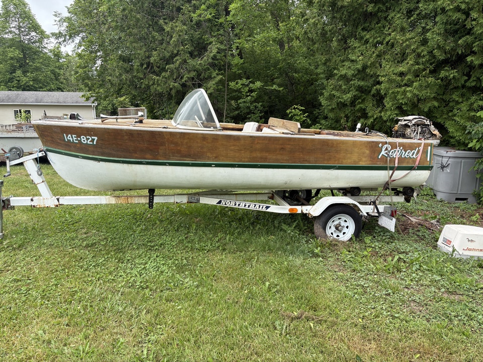 Johnson Boat | Powerboats & Motorboats | Oakville / Halton Region ...