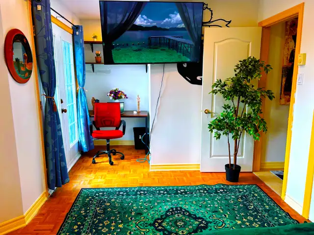 Chambre meublée, 5 min du métro, Internet inclus | Long Term Rentals ...