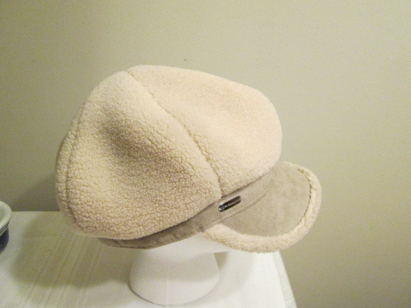 Steve Madden hat | Women's - Tops & Outerwear | North Bay | Free local ...