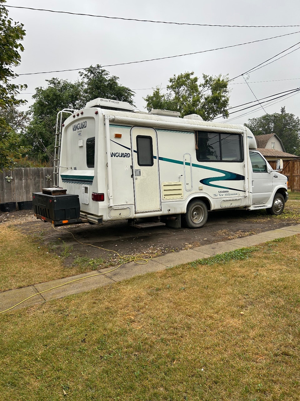 2000 Ford E350 Vanguard VXL Motorhome | RVs & Motorhomes | Saskatoon ...