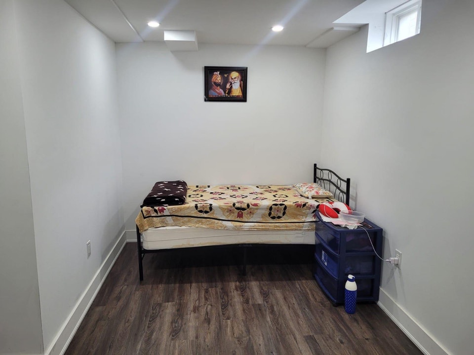 1 Bedroom Basement Trinity Commons Brampton | Long Term Rentals ...