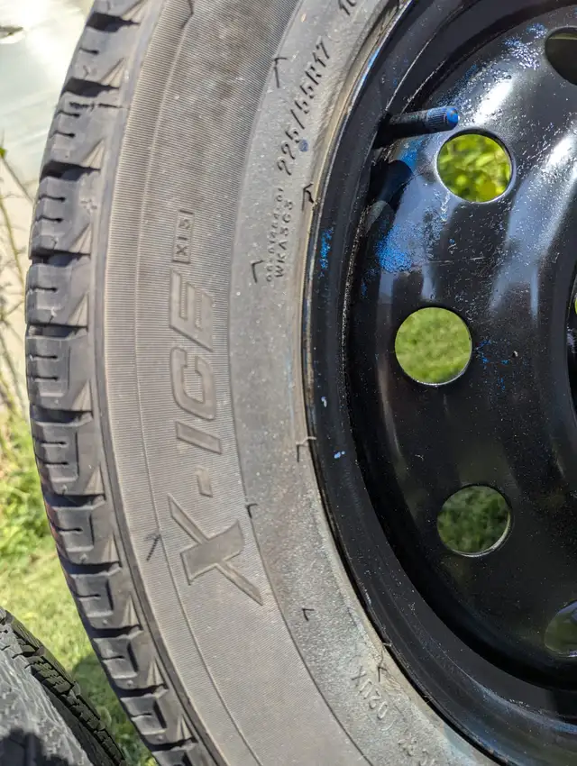 Set of 4 Mich-elin X-Ice Winter Tires 225/55/R17 For SaleLots | Tires ...