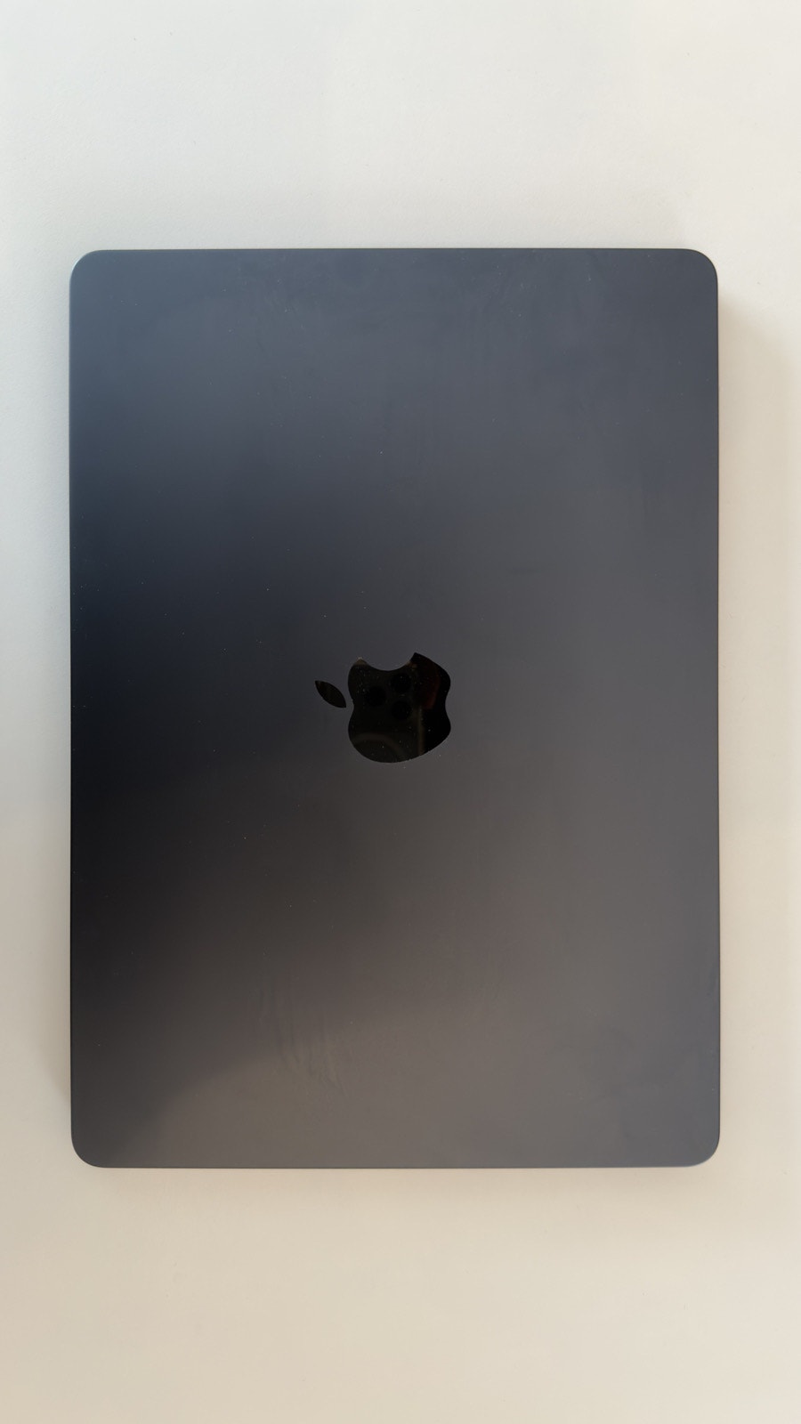 Macbook Air M4 13” 2025 256GB | Laptops | Winnipeg | Free local ...