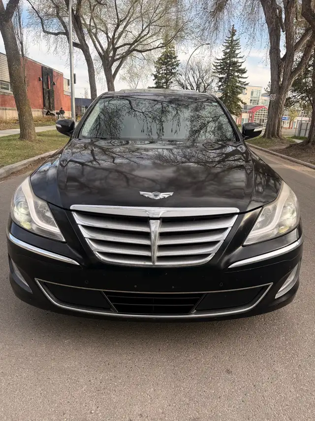 2012 Hyundai Genesis R-Spec V8 Mint | Cars & Trucks | Edmonton | Free ...