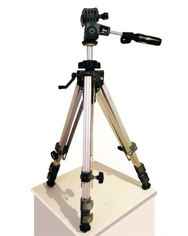 Heavy duty SLIK 88N tripod | Cameras & Camcorders | Oakville / Halton ...