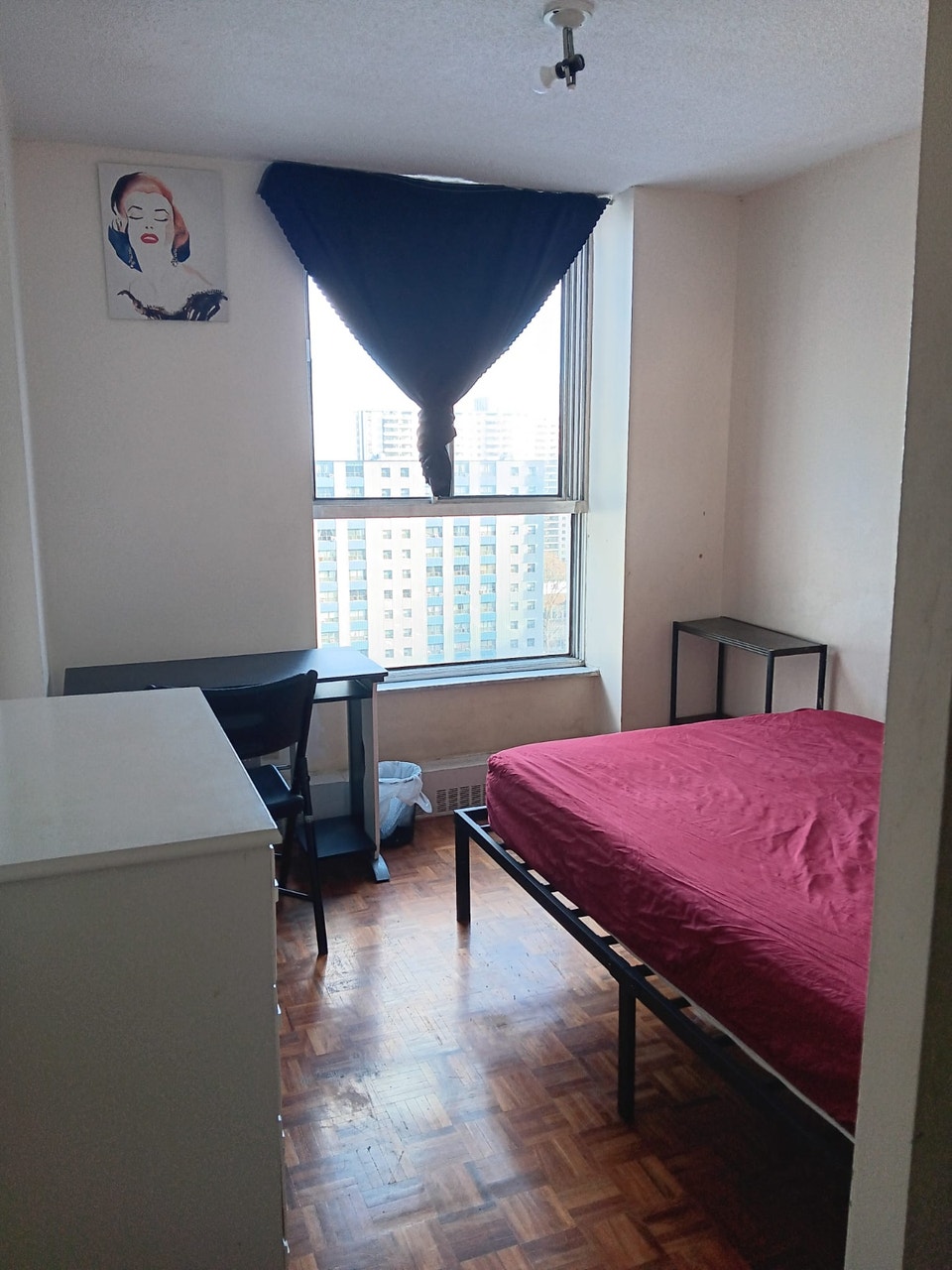 NOW Avail, Room + Gym Next to Subway DOWNTOWN | Room Rentals ...