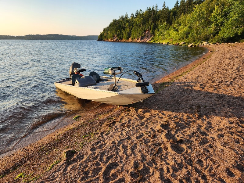 Lowe Bass Boat 18' | Powerboats & Motorboats | Saint John | Kijiji