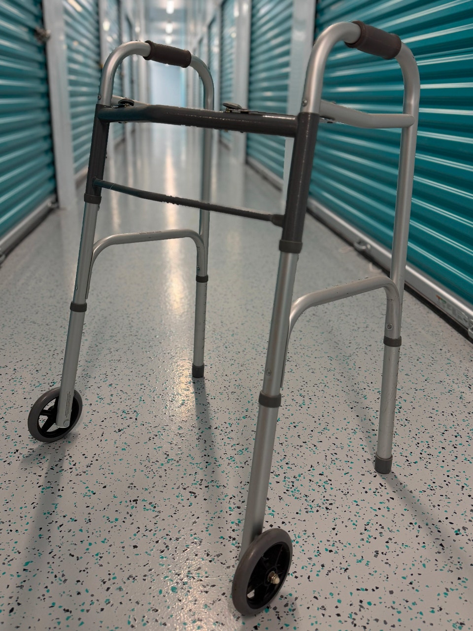 Lightweight Foldable Height Adjustable Walker with Front Wheels ...