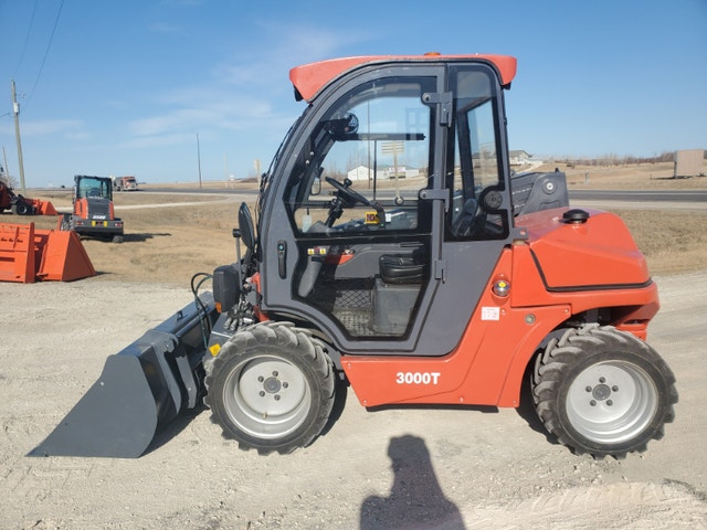 New Compact Telehandler/Wheel Loader W Perkins Engine 4WD | Heavy ...