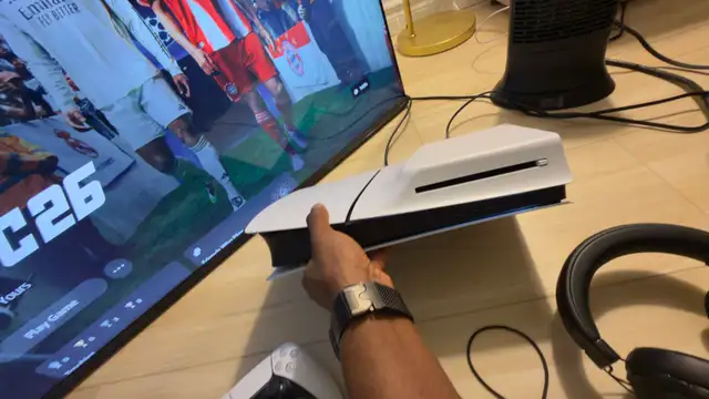 PS5 Slim Bundle + 2 Controllers + Gamine headset & Games (FC 26, | Sony ...