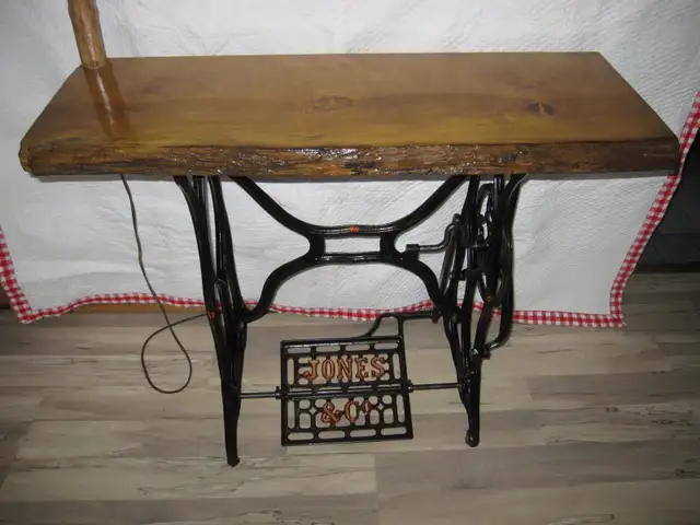 JONES CO CAST IRON SEWING MACHINE BASE LIVE EDGE TABLE W/LAMP | Other ...