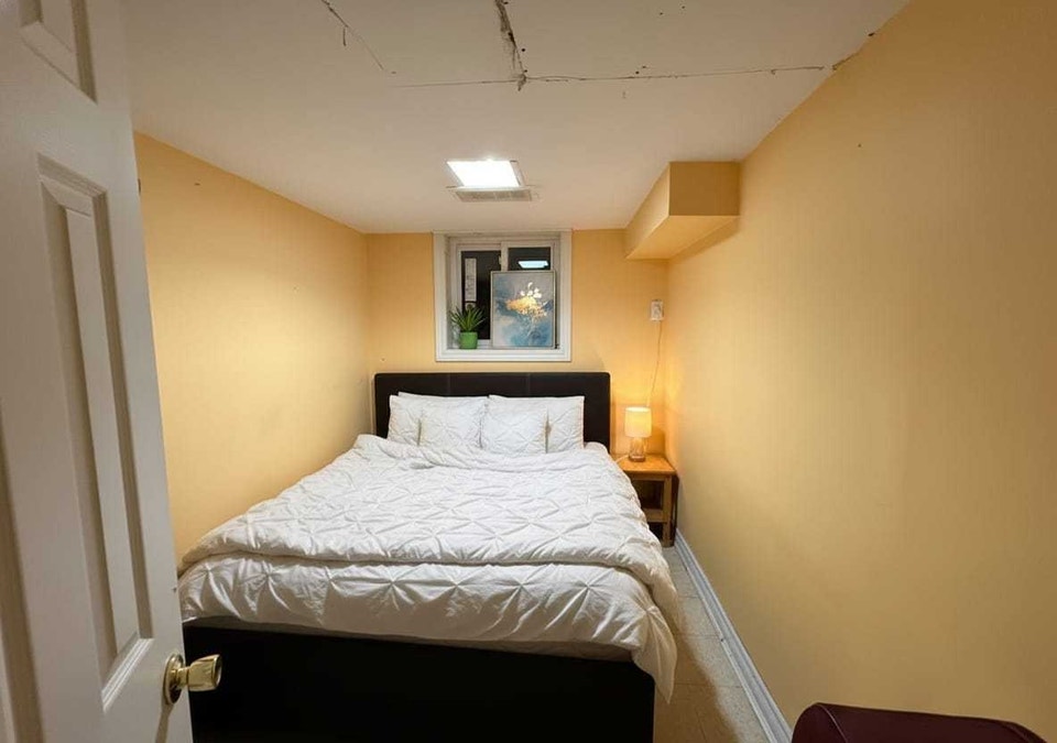 1bhk Basement for Rent | Long Term Rentals | City of Toronto | Free ...