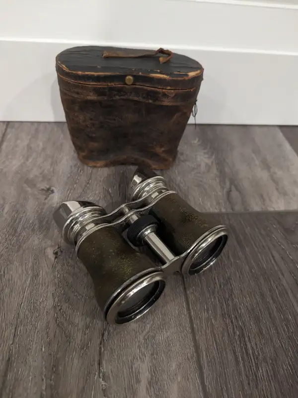 Antique Jockey Club Paris Horse Racing Binoculars Opera Glasses | Arts ...