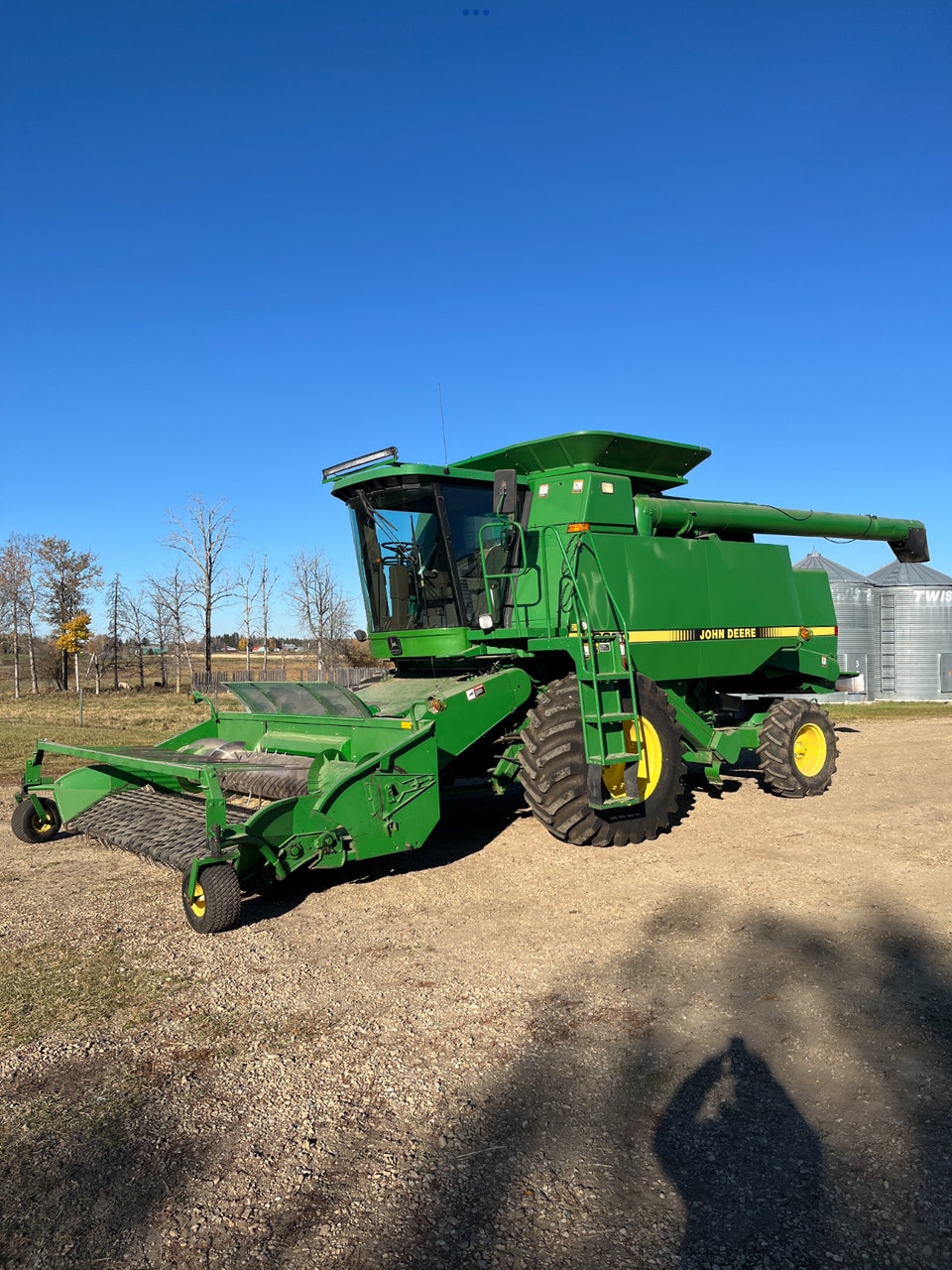 1996 John Deere Combine with straight cut header | Farming Equipment ...