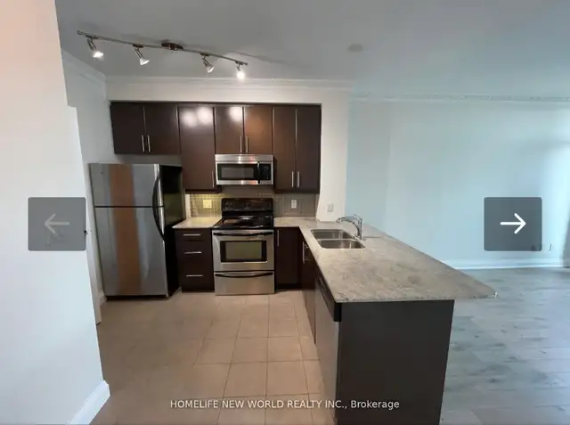 MASSIVE 1+DEN CONDO+ | BAY ST&HARBOUR| 2380$| LAKE VIEW | Long Term ...