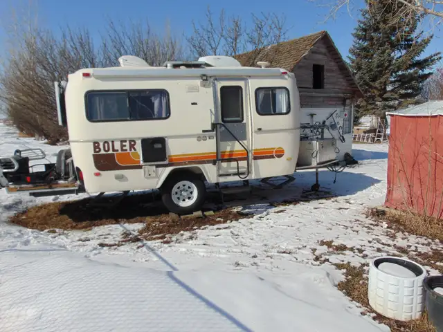 Boler 17 Sport Off Road Off Grid Bug Out | Travel Trailers & Campers ...