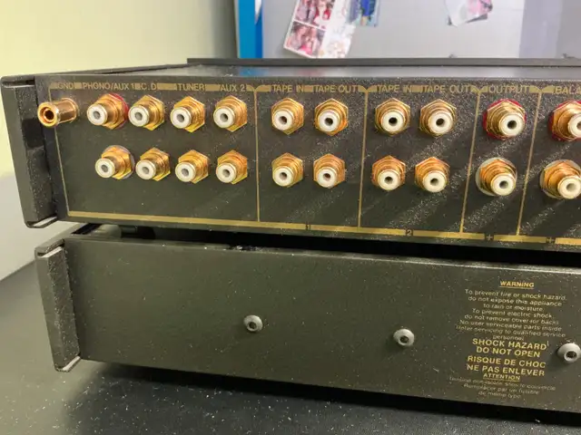 Préamplificateur audiophile Simaudio P3001- (fabricant moon) | Stereo ...