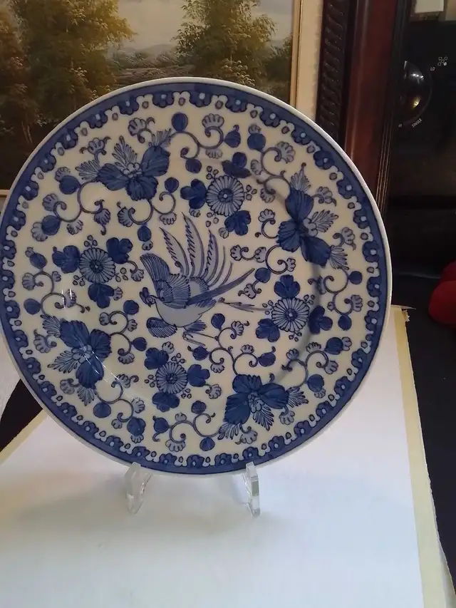 Japanese Blue & White Porcelain Plate Signed | Arts & Collectibles ...