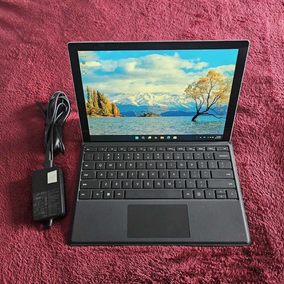 Touchscreen Win11Pro Microsoft Surface Pro 6 | Laptops | Windsor Region ...