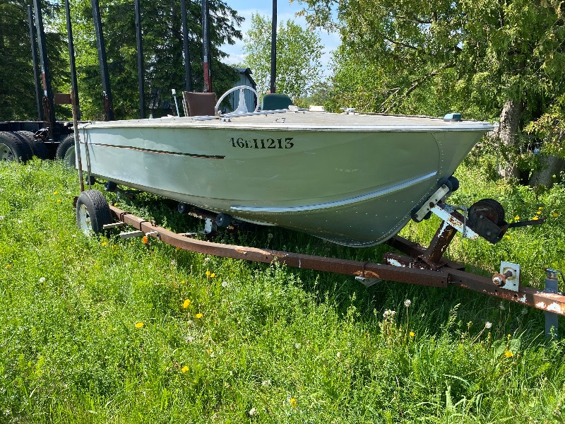 Boat, cat box sweeper,18ft boat, dodge charger motor, GM hood | Heavy ...