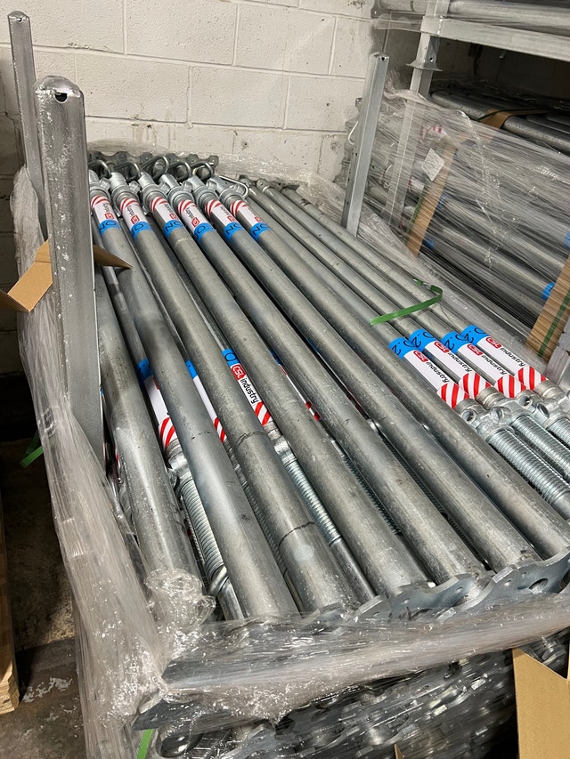 Heavy duty shoring jack / Temporary Fences | Ladders & Scaffolding ...