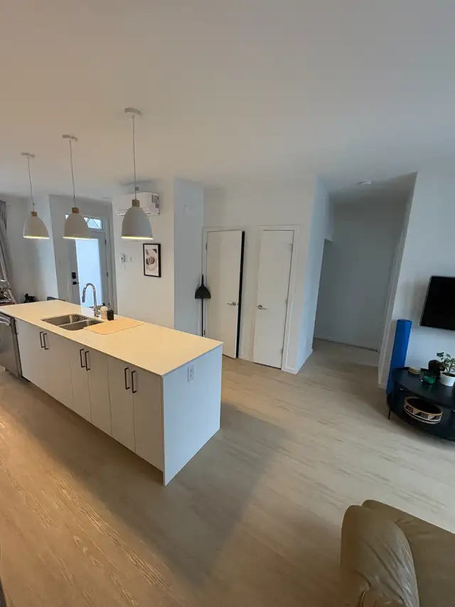 Appartement 5½ spacieux à céder à Bromont – Disponible Decembre | Long ...