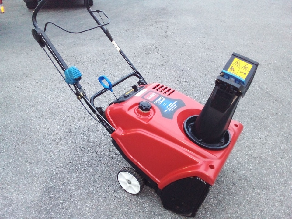TORO Powerclear R-Tek Single Stage SnowBlower | Snowblowers | City of ...
