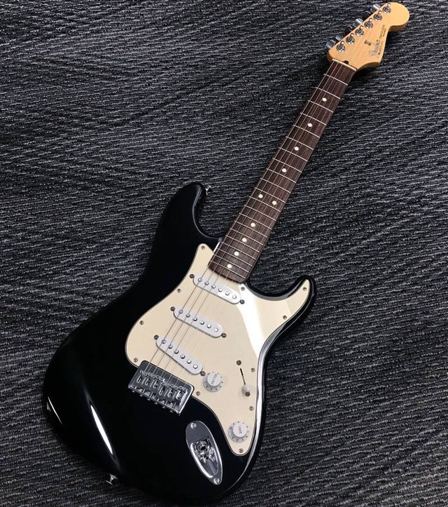 Fender "Strat Jr." Stratocaster w/ Case | Guitars | City of Toronto ...