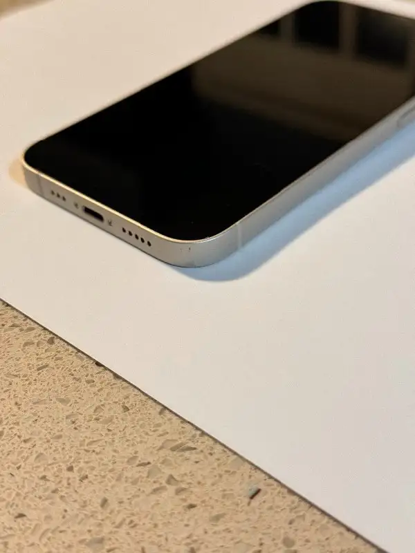 iPhone 13 512GB | Cell Phones | Mississauga / Peel Region | Free local ...