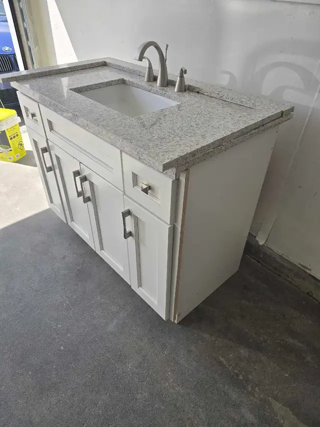 Vanity Cabinet, Granite Countertop | Cabinets & Countertops ...