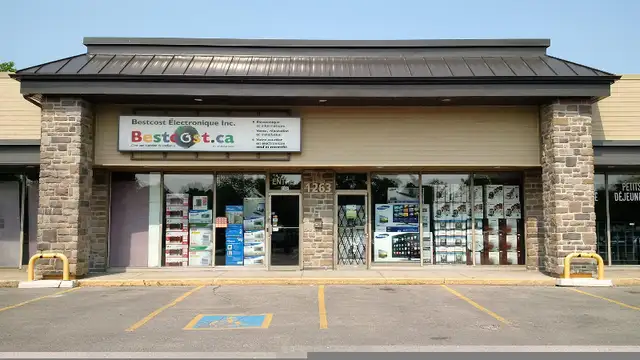 Télévision LED 65'' 65UA7700PUB 4K UHD HDR WebOS Smart TV LG | TVs ...