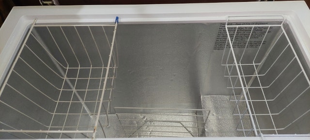 2018 Frigidaire 7.2 cu ft chest feezer with 2 bins and divider ...