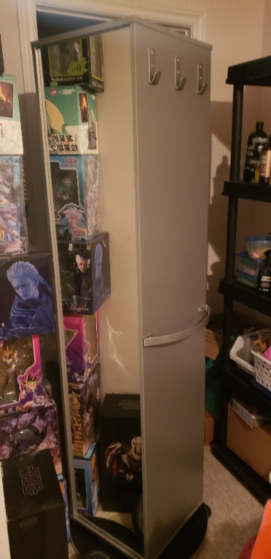 FREE - Mirrored Storage Tower turns 360 degrees (IKEA) | Bookcases ...