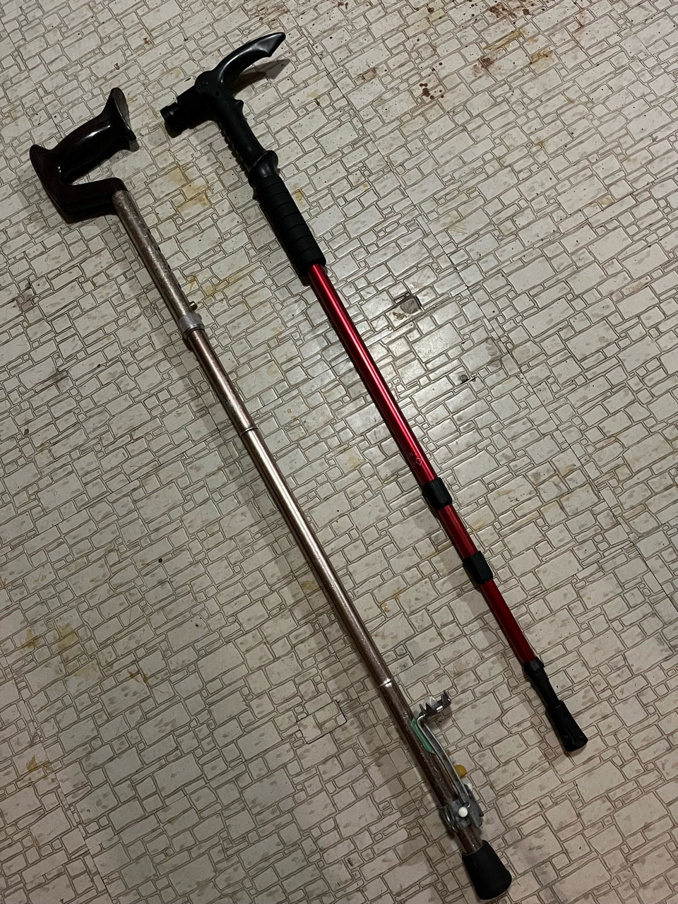 Canes LED light cane n snow grip cane | Health & Special Needs ...