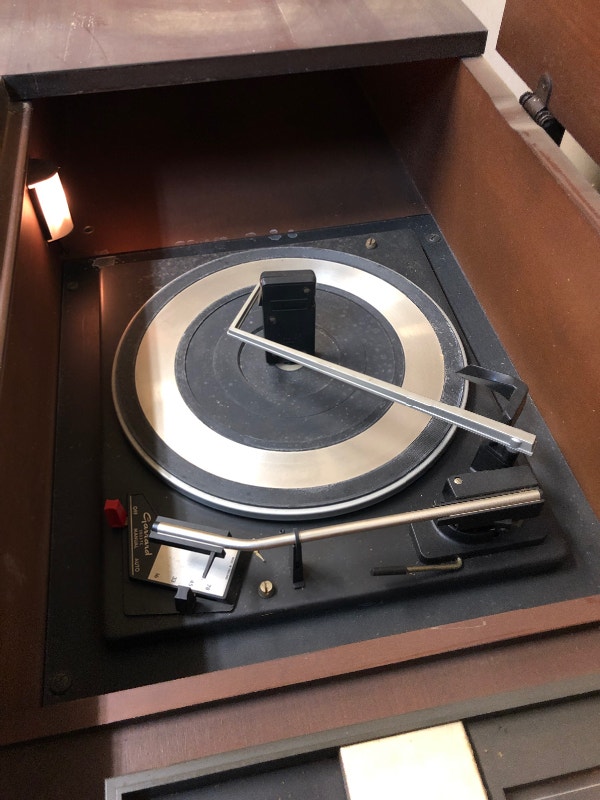Old record player tuner floor model | Stereo Systems & Home Theatre ...
