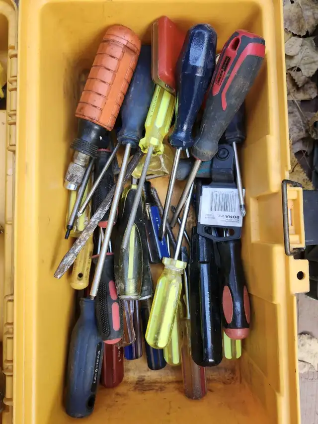 outil divers et ancien. | Hand Tools | City of Montréal | Free local ...