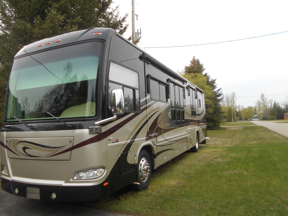 2010 DAMON TUSCANY DIESEL PUSHER MOTORHOME | RVs & Motorhomes | Moose ...