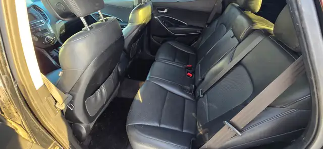 2017 HYUNDAI SANTA FE, LEATHER, NEW SAFETY, ONLY 160K Kms, AWD | Cars ...