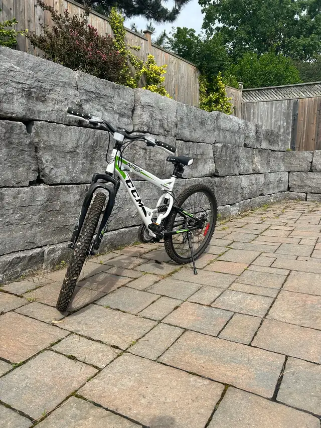 Mountain Bike CCM APEX Aluminum | Mountain | Mississauga / Peel Region ...
