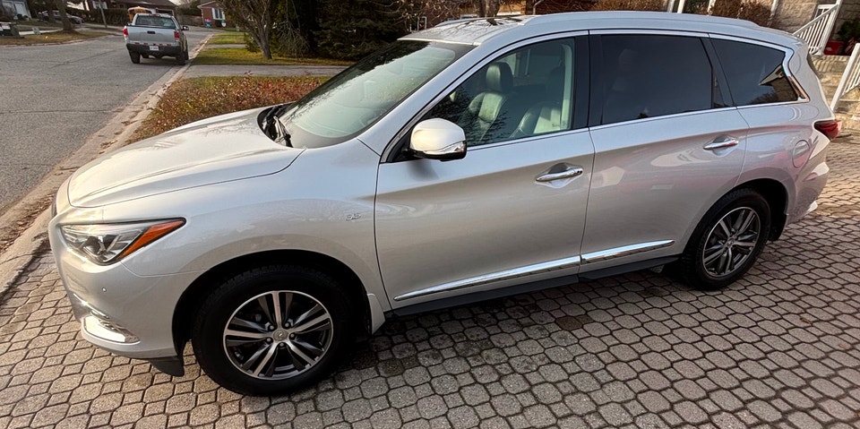 2020 Infiniti QX60 Luxe (Luxury)3.5L V6 AWD | Cars & Trucks | City of ...