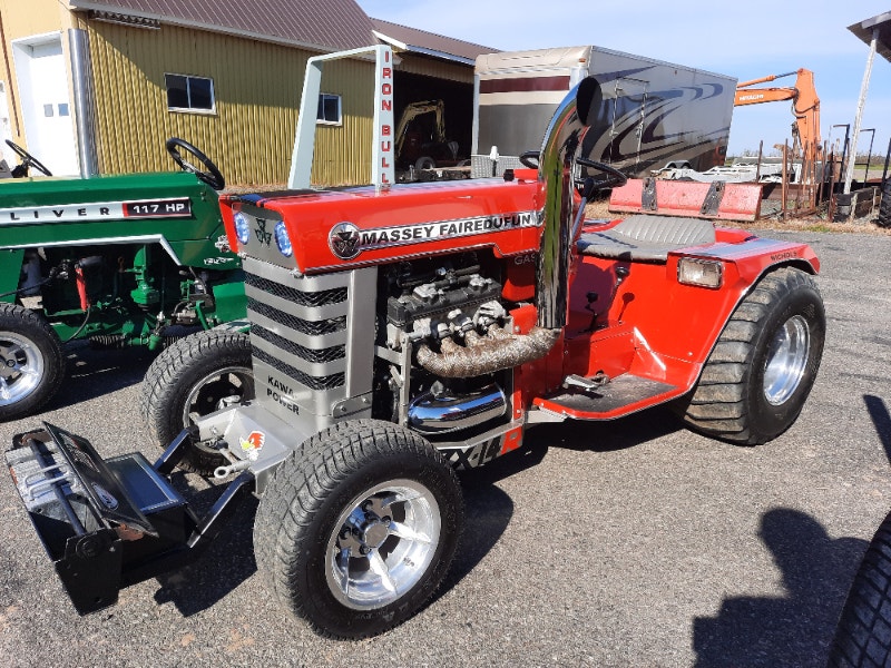 TRACTOR PULLER MASSEY FERGUSON, WINNER TRACTOR, GAS, ZX14R MOTOR ...