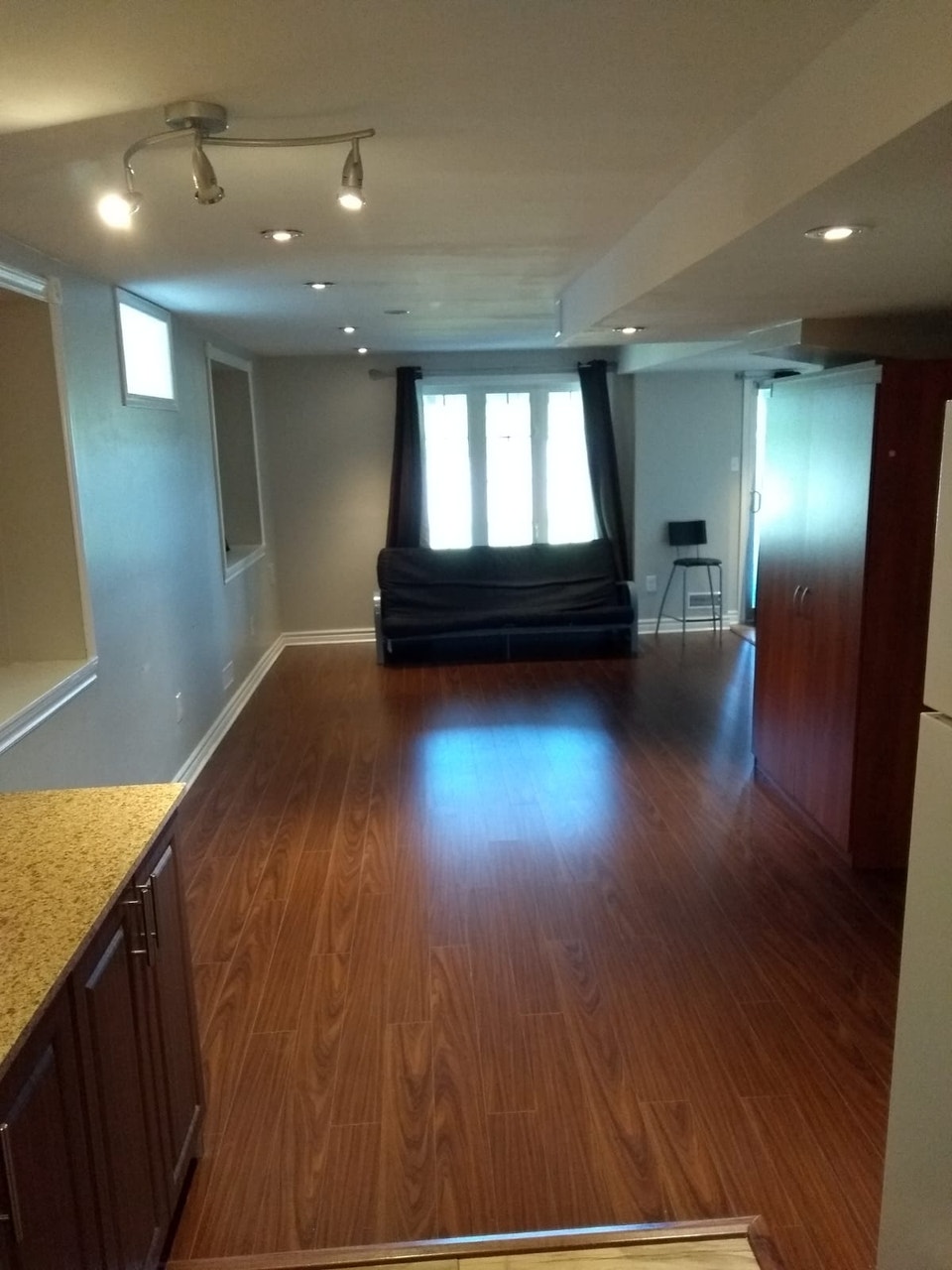 Walk in Studio Apartment | Long Term Rentals | Oshawa / Durham Region ...