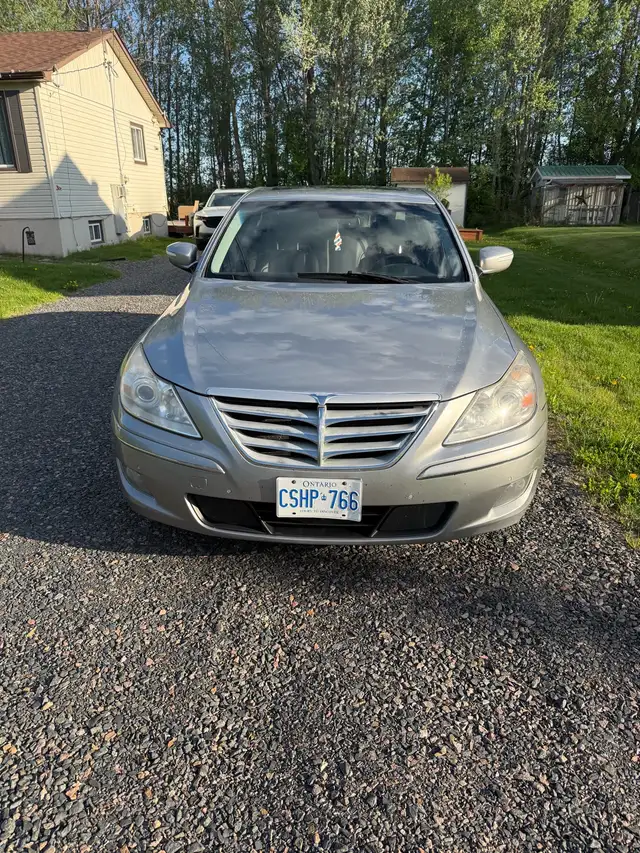 2010 Hyundai Genesis 4.6 V8 | Cars & Trucks | Sudbury | Free local ...