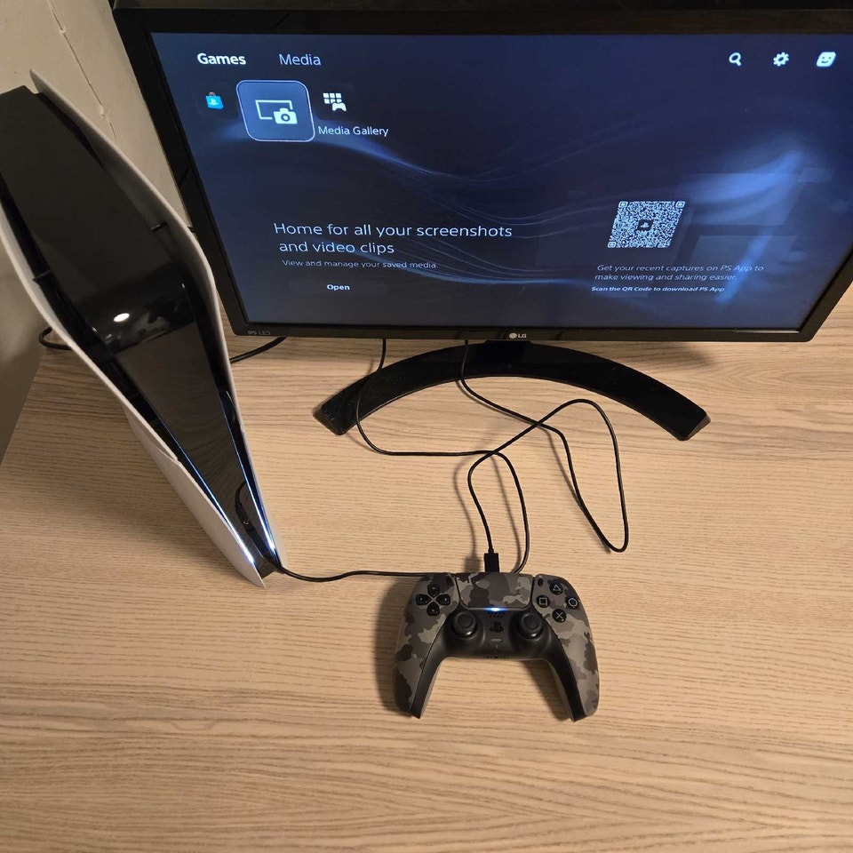 PS5 (no scam). CLEAN. Controller, power cable, hdmi, charge. | Sony ...