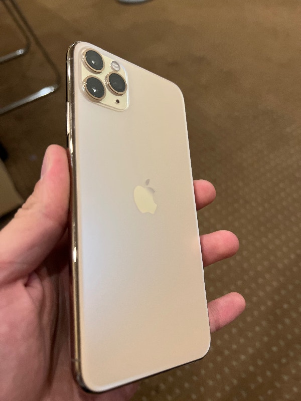 VENTE iPhone 7 11 12 13 14 max Samsung S23 S21 Pixel 7 | Téléphones cellulaires | Laval/Rive ...