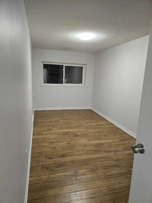 Upper level 2 bedroom 1600$ large balcony | Long Term Rentals | St ...